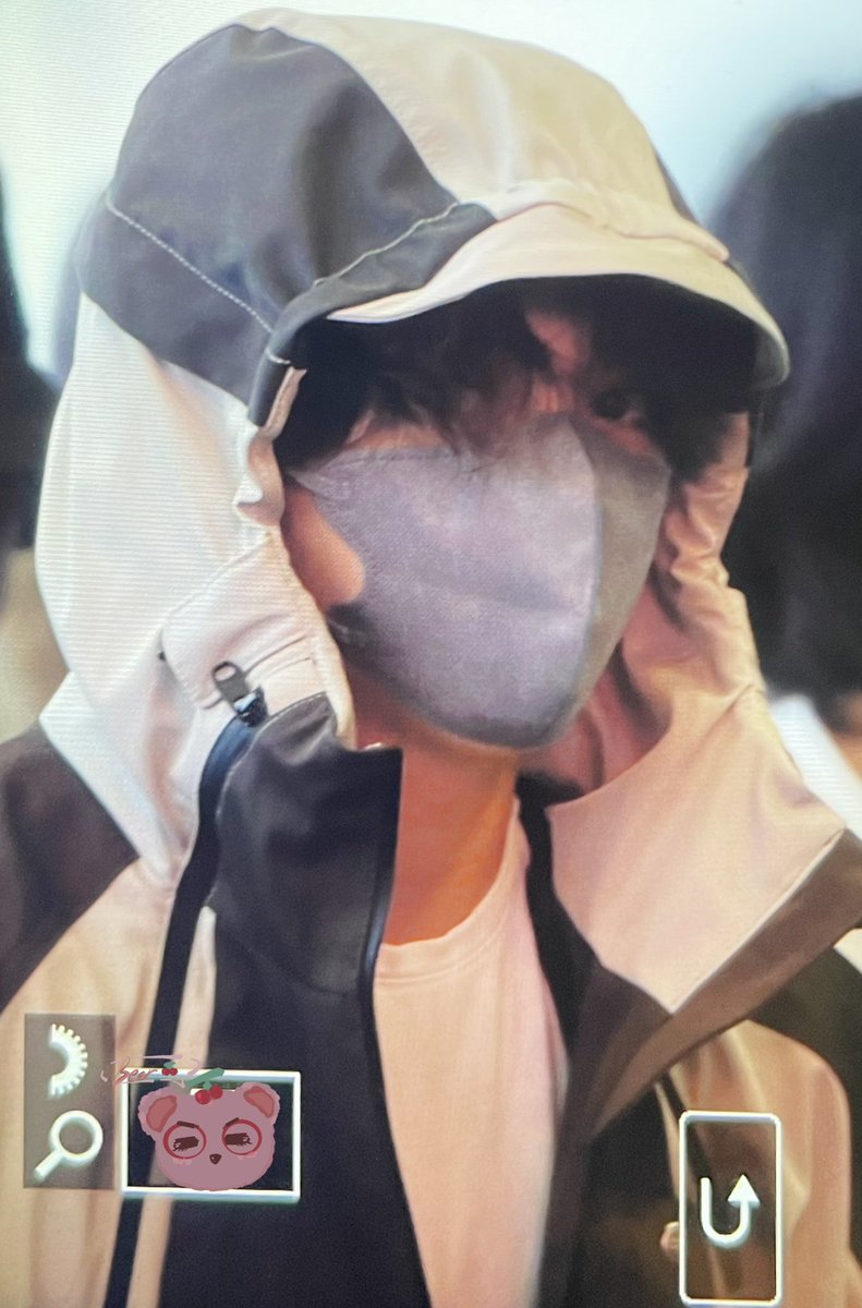 Bear Cherry🍒 on Twitter: "230108 #에스쿱스 #SCOUPS #승철 #최승철 #エスクプス #세븐틴 #SEVENTEEN @pledis"