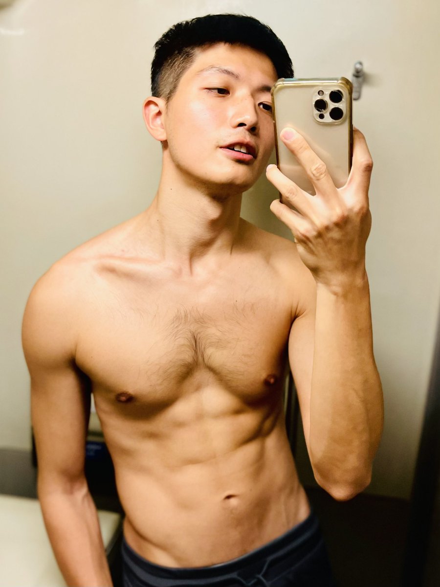 KUN on Twitter: "特寫練習"