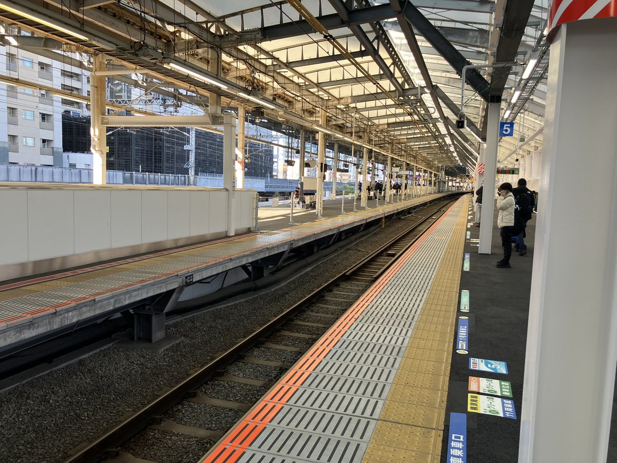 Nishi−Kunitachi on Twitter: "武蔵小杉の横須賀線下り新ホーム初利用。エスカレーターが南武線乗り換え通路側の一基のみで直接新南口から乗る人からすると不便だが ...