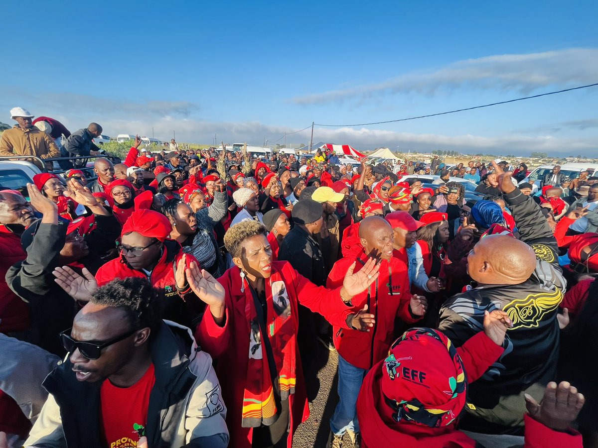Economic Freedom Fighters Limpopo on Twitter: "🔺In Pictures🔺 -EFF Limpopo Provincial Leadership ...