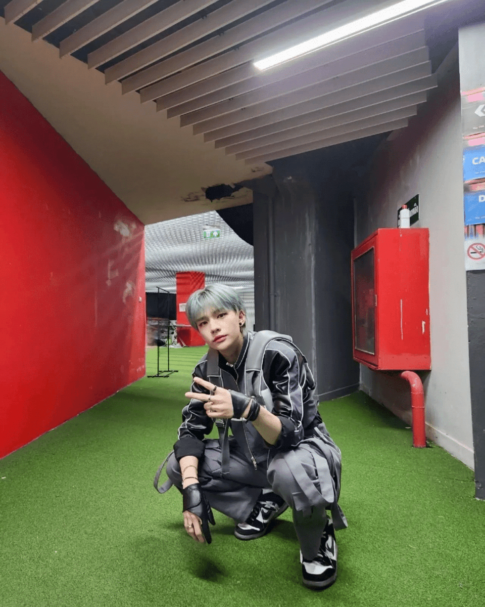 인스티즈(instiz) on Twitter: "[정보/소식] 스트레이키즈 현진 인스타 업뎃 https://instiz.net/name_enter/86261959…"