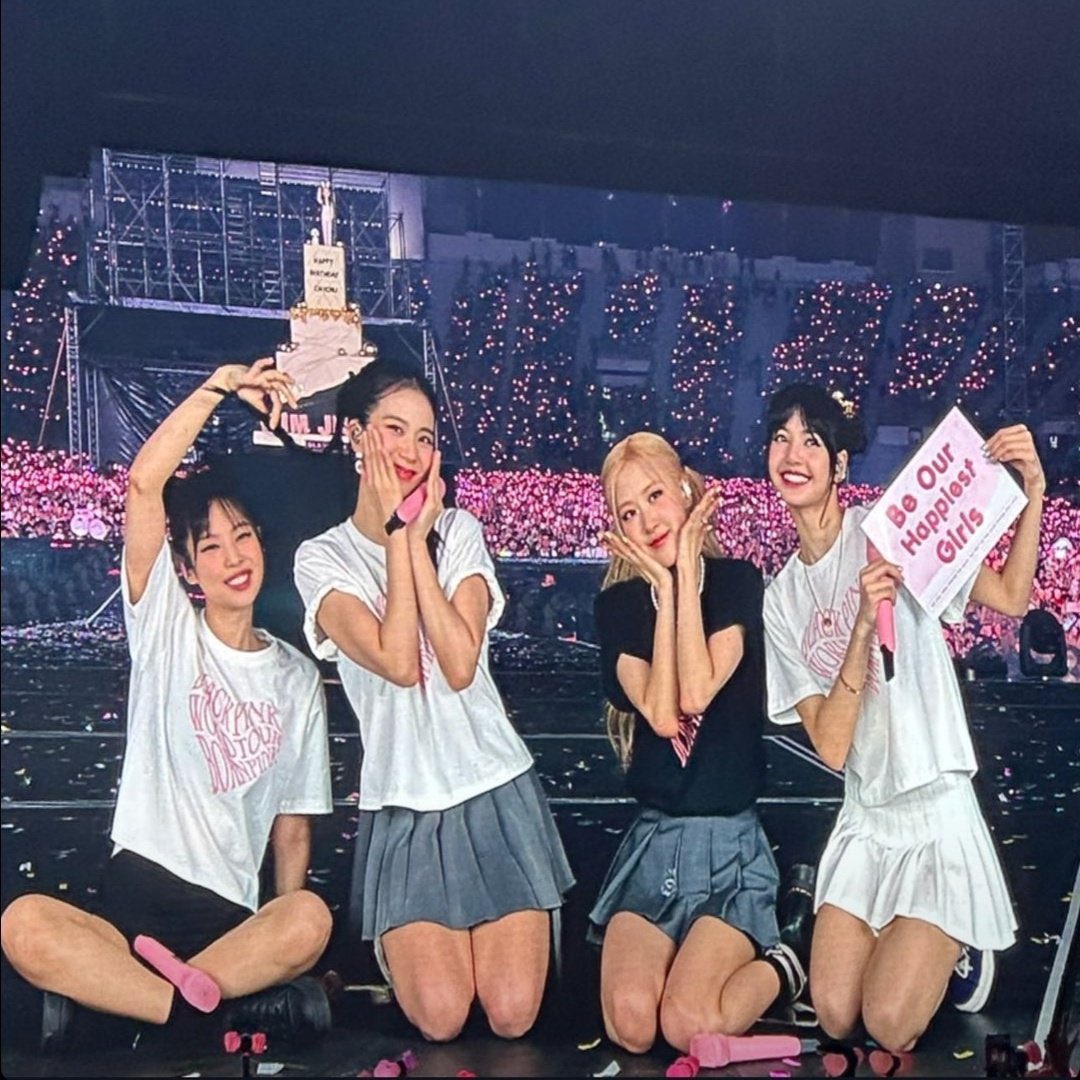 BLACKPINK BLINK UNION 💕 on Twitter: "#BLACKPINK BORN PINK WORLDTOUR in Bangkok, Thailand - TWO ...