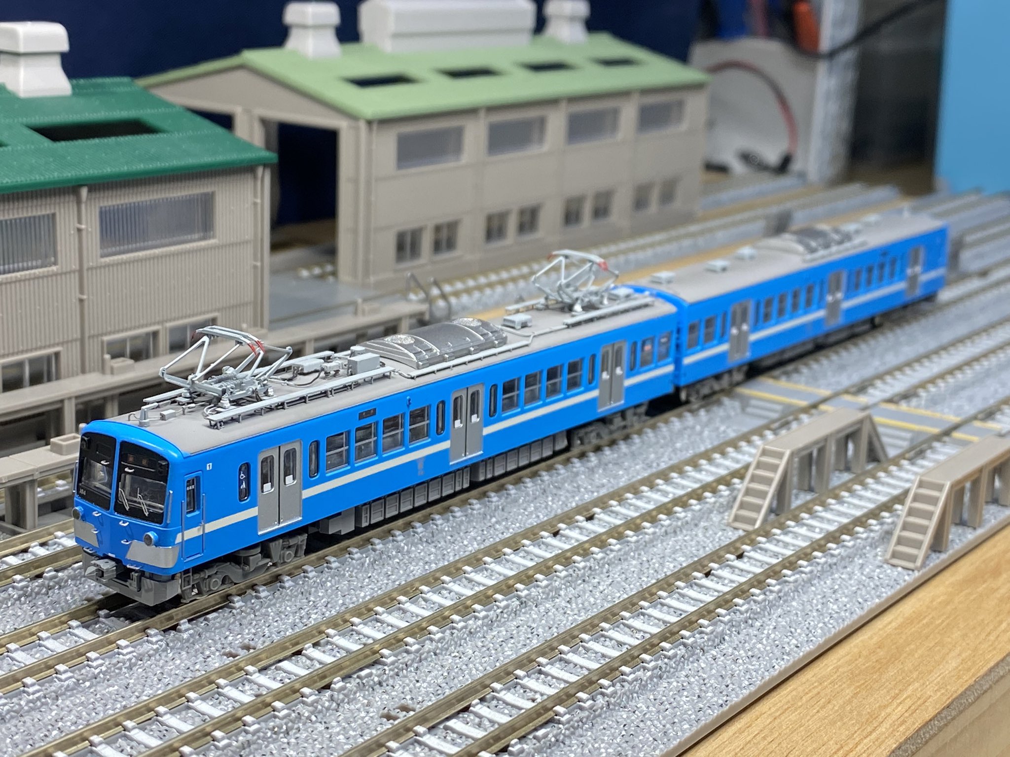 わんこ on Twitter: "近江鉄道100形104F 完成！ 西武鉄道から譲渡された101系のうち、先頭化改造された編成を再現。 乗務員扉横の窓埋め、ライトの点灯化、手すり・配管の別体化 ...