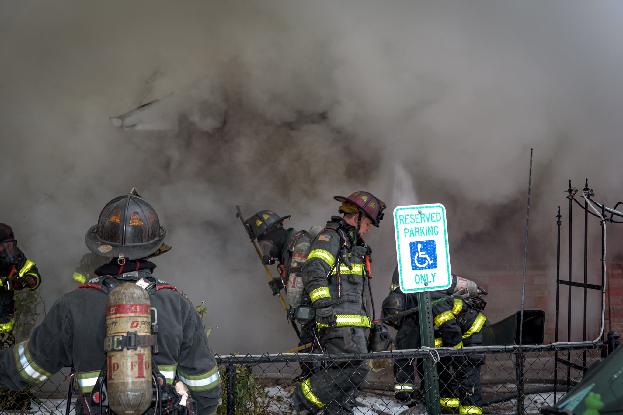 Indianapolis Fire Department 🚒 on Twitter: "8:58 AM - 2 displaced after heavy fire breaks out in ...