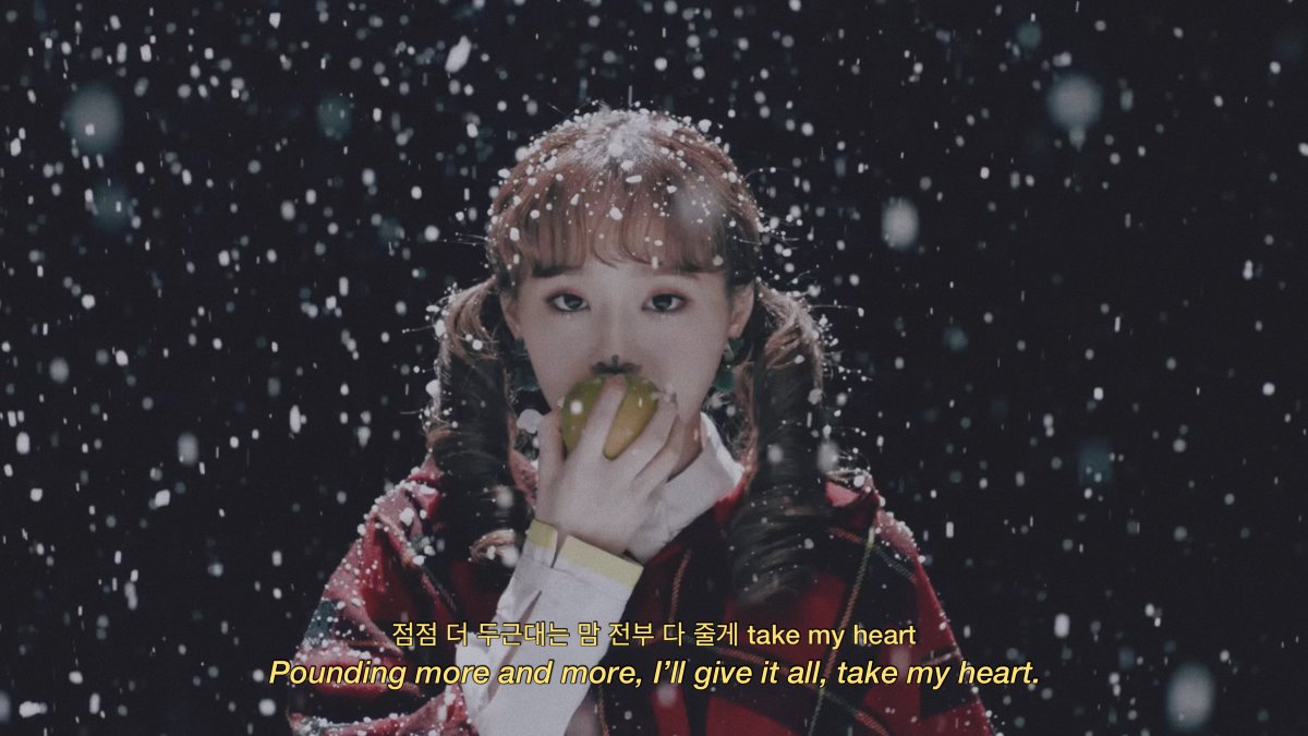 한반🍒 on Twitter: "RT @kmvfilms: heart attack by chuu (2017)"