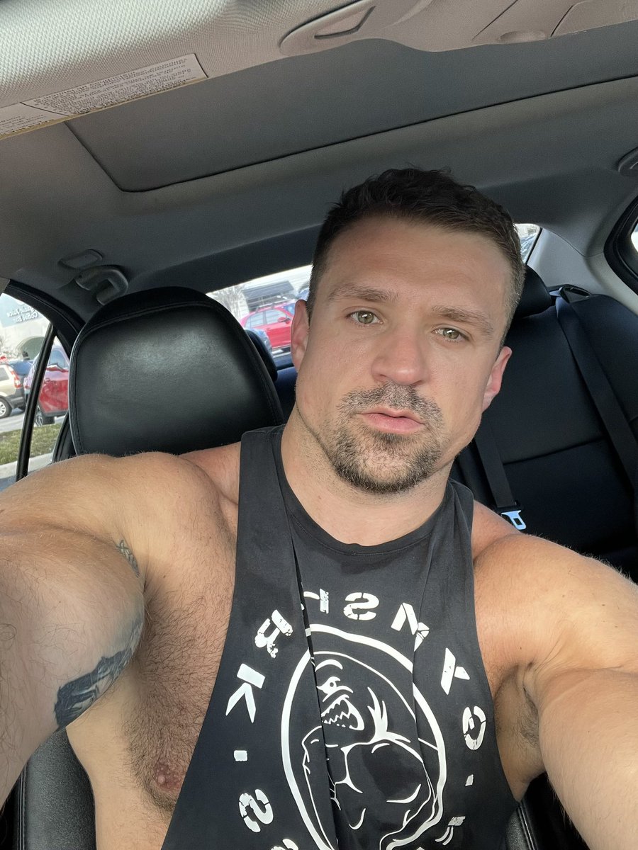 Mikey Mike on Twitter: "RT @Spicysparro: 👋🏼😇"