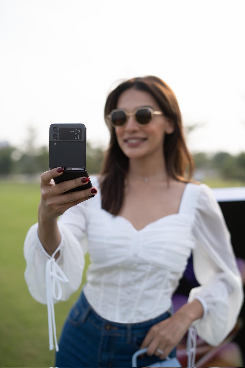 Samsung Pakistan on Twitter: "Pro-grade multi-camera with an upgraded Rear Camera, Space Zoom ...