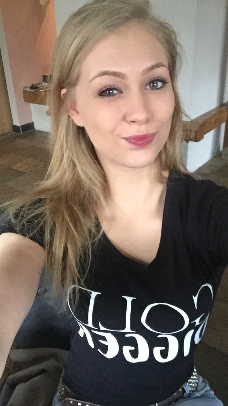 TW Pornstars - 1 pic. 💕Siswet💕The Butt Princess💕. Twitter. Left or Right? With or Without ...