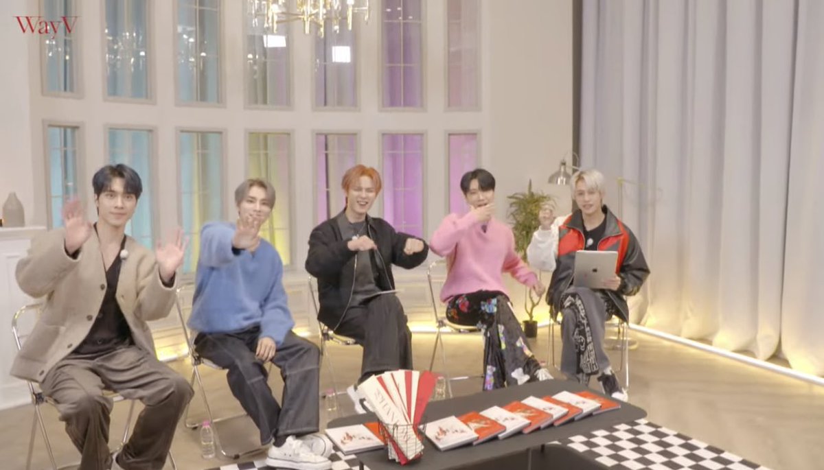 PATUHI RULES on Twitter: "🫶 SIAPA YANG LAGI NONTON COUNTDOWN LIVE WAYV SEKARANGGGG??😆😆😆 mereka ...