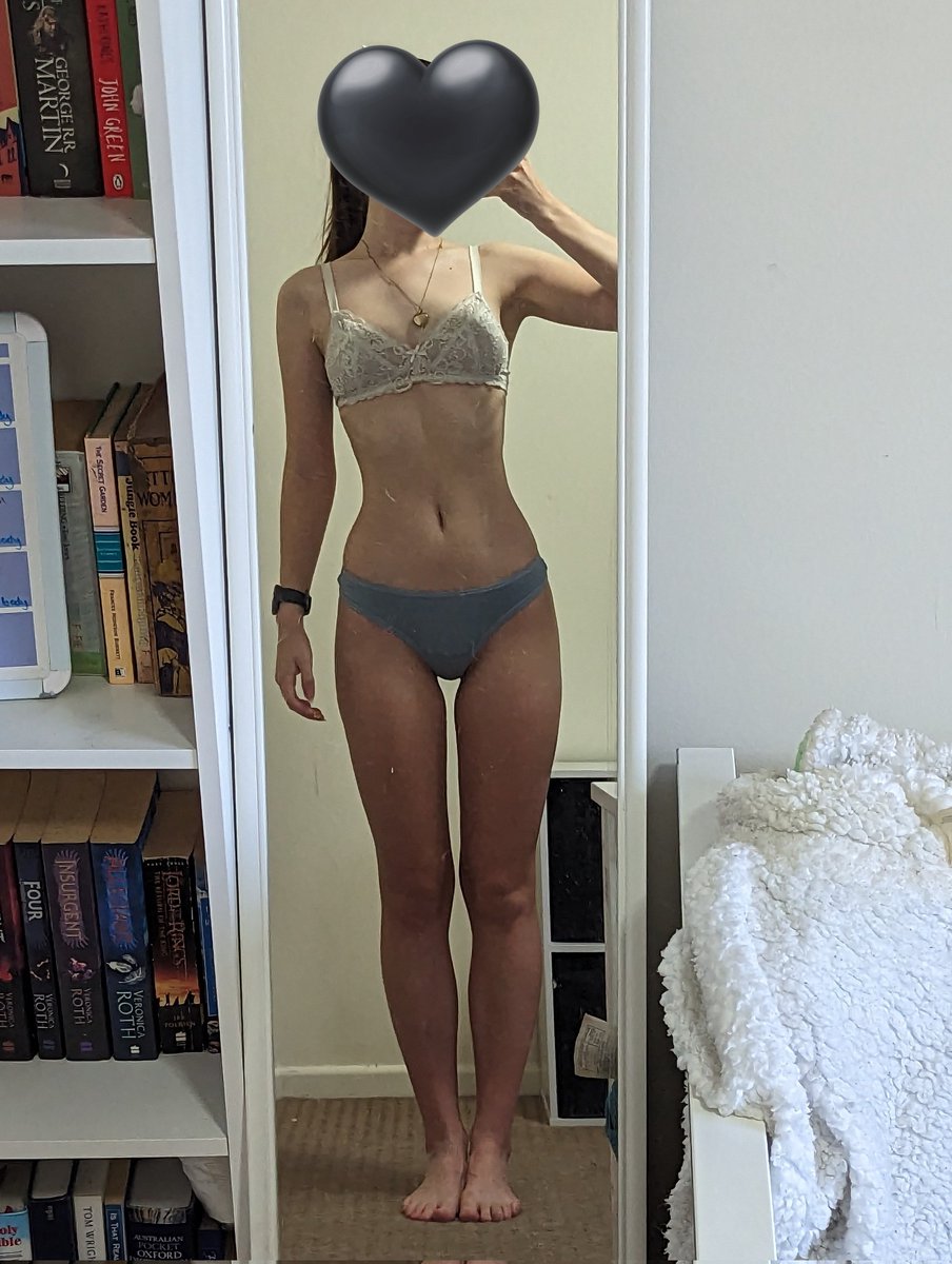 az 🇳🇬 on Twitter: "RT @rencors: tw bodycheck i took over 200 bodychecks today i have a problem"