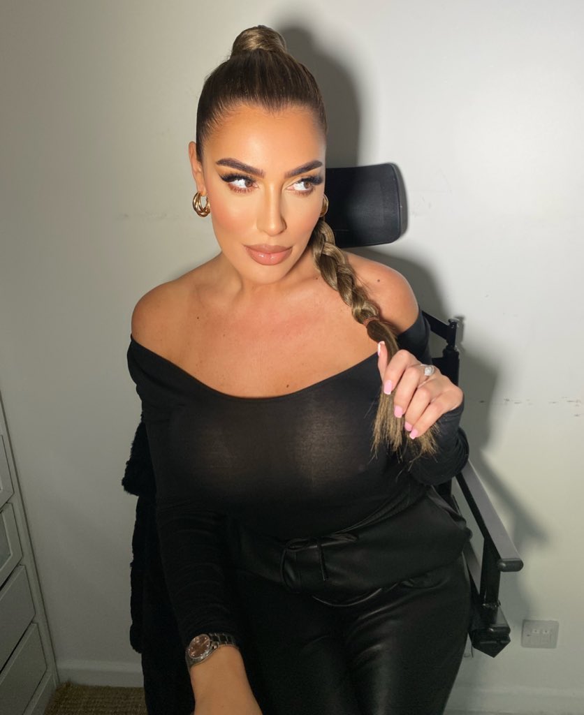 Avakoxxx18+Official on Twitter: "🖤 http://onlyfans.com/avakoxxx"