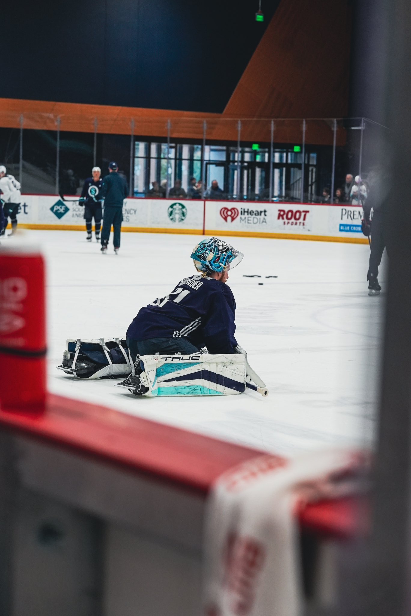 Seattle Kraken on Twitter: "Gruuuuuu in net tonight 🥅 Bjorky 🫂 Donny https://t.co/zFQ8GgZfs6 ...