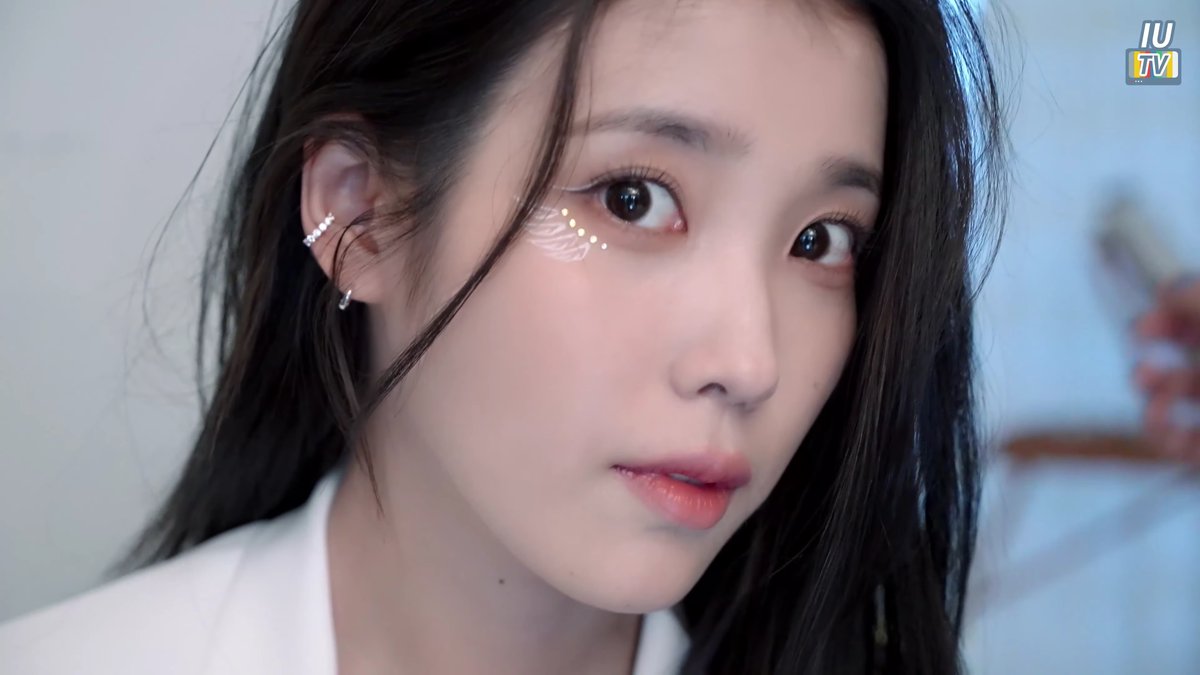 IUmushimushi on Twitter: "#IU #아이유 GODDESS OF DREAM ! So beautiful!"