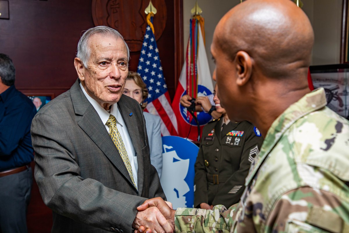 U.S. Army South on Twitter: "#ARSOUTH #2022YearInReview On June 3, we proudly inducted Lt. Gen ...