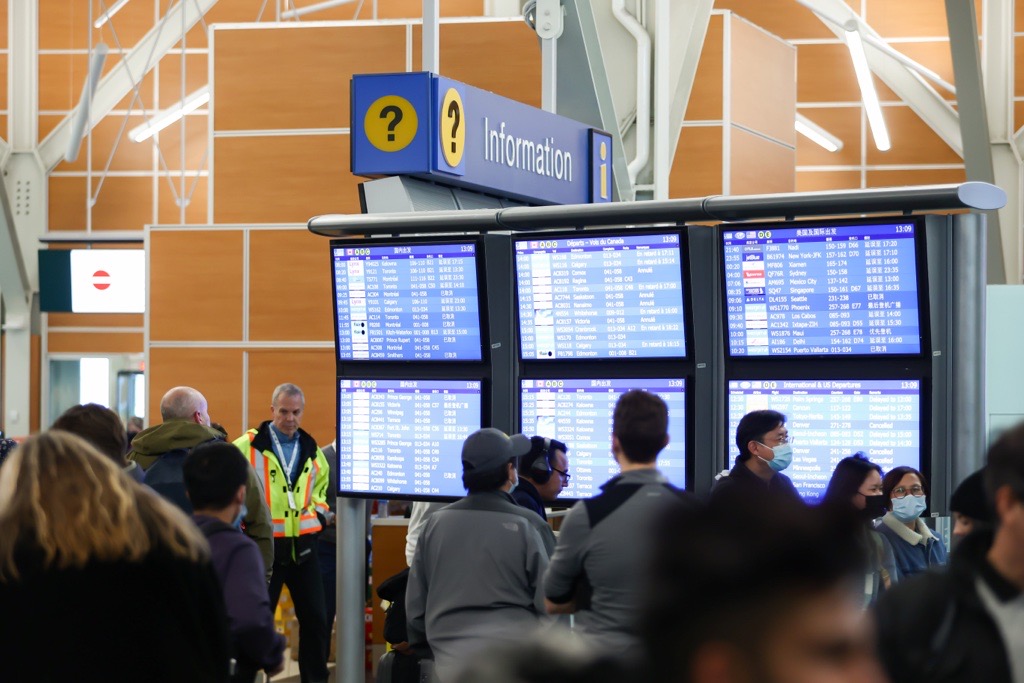 YVR on Twitter: "We are expecting to welcome approximately 68,000 people at YVR today, and are ...