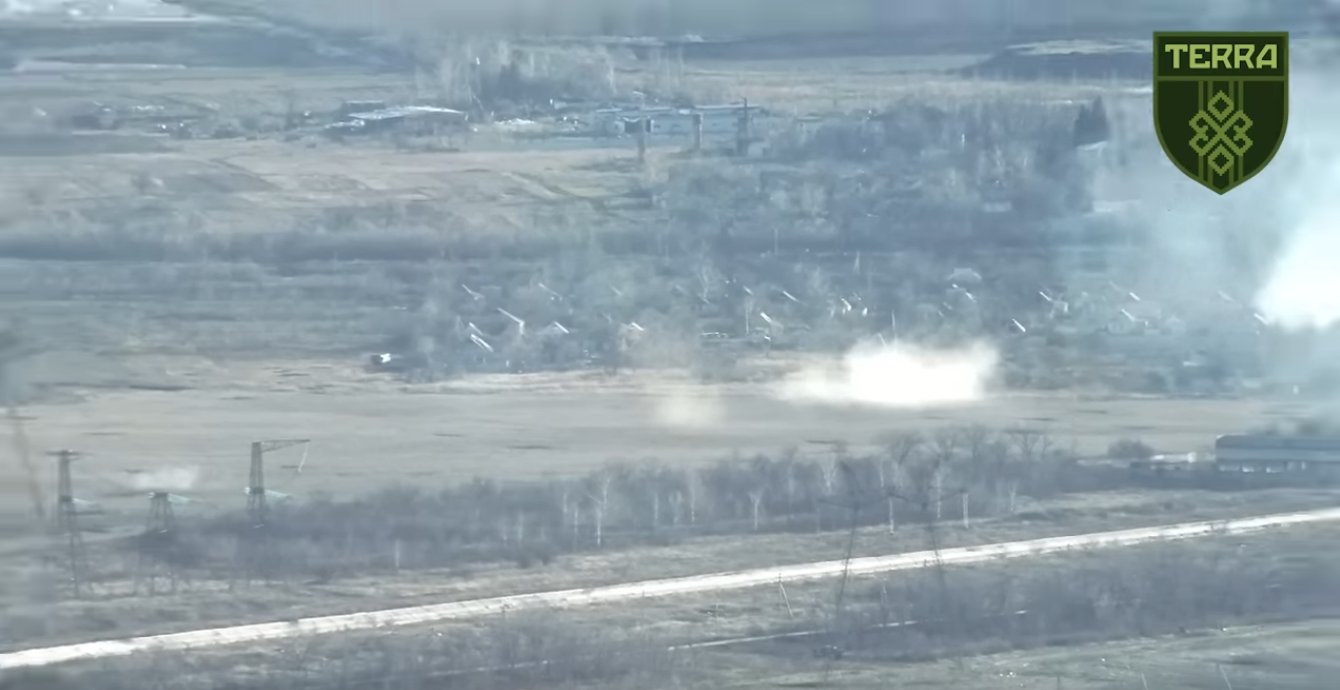 MilitaryLand.net on Twitter: "📽️The video shows Ukrainian counter-attack on Kurdyumivka, south ...
