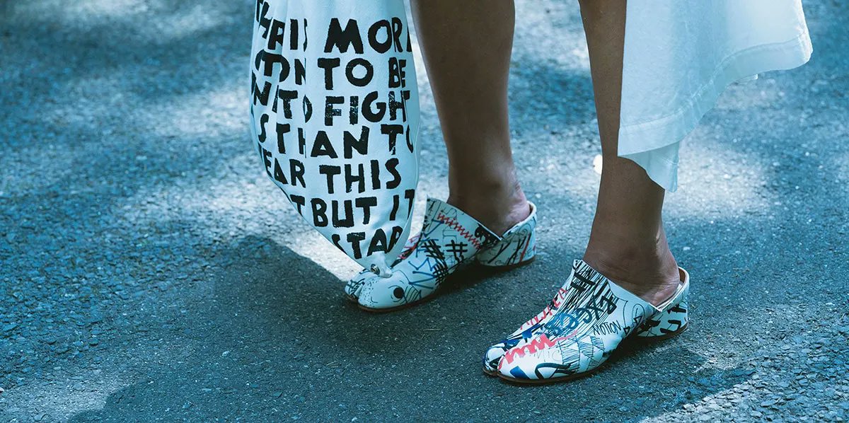 GINZA on Twitter: "北村道子さんが語る、毎日のワードローブ哲学「自分だけのコンフォタブルを追求する」。https://buff.ly/3pUYuzL"