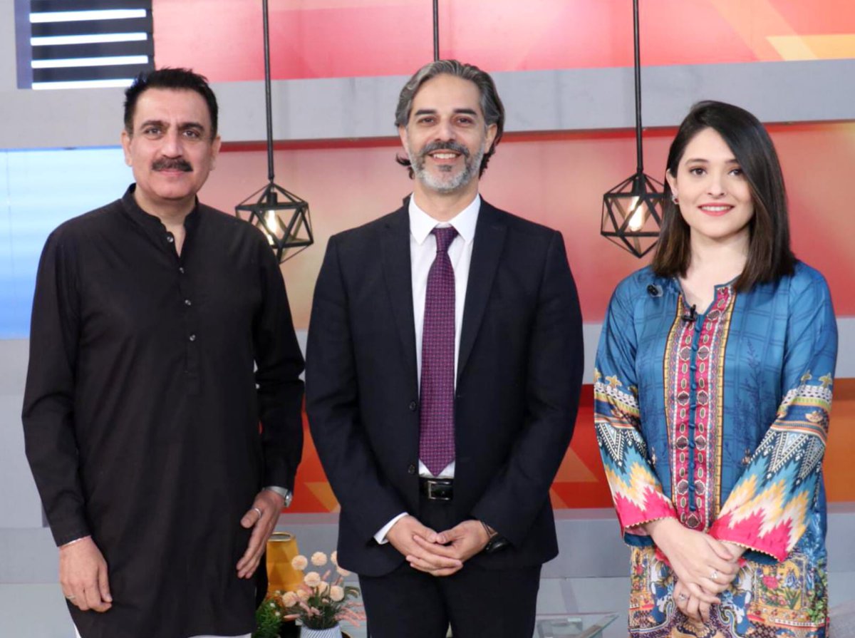 PTV Home on Twitter: "Expert Segment https://youtu.be/kxKeIzpxSbw Booktuber & Social Media ...