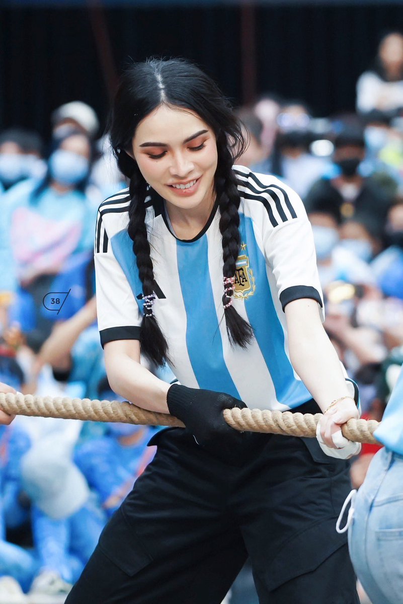 ㅡ KIM B. sᴍɪʟᴇʏ ̈ ㅡ on Twitter: "RT @everythngwbcl_a: อย่าห้ามพี่ พี่จะจริงจัง #GRANDsportsday ...