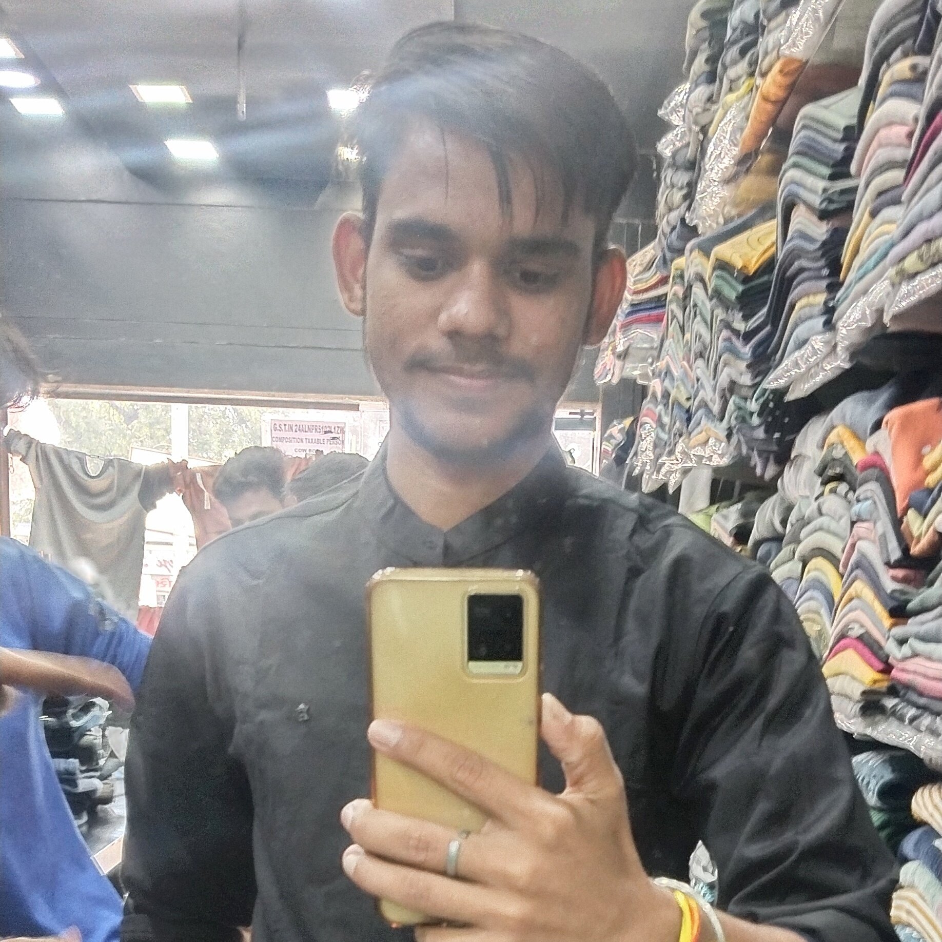 Vivek Pandey (@TEAMTHUNDEROP) / Twitter