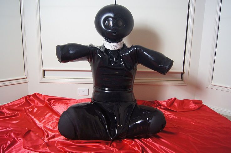 BitchSuits -Quadsuits and more, BDSM photo archive on Twitter: "Follow @BitchSuitBDSM for more # ...