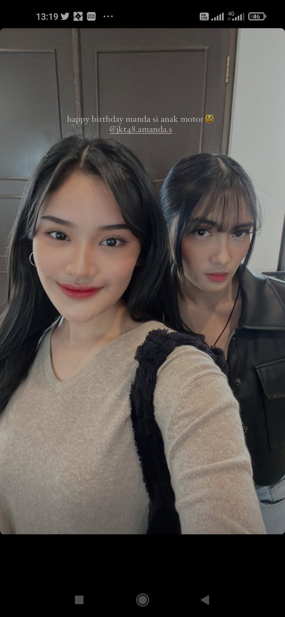 𝙰𝚜𝚒𝚕 𝚝𝚛𝚒𝚜𝚊 on Twitter: "Amanda with my Oshi"