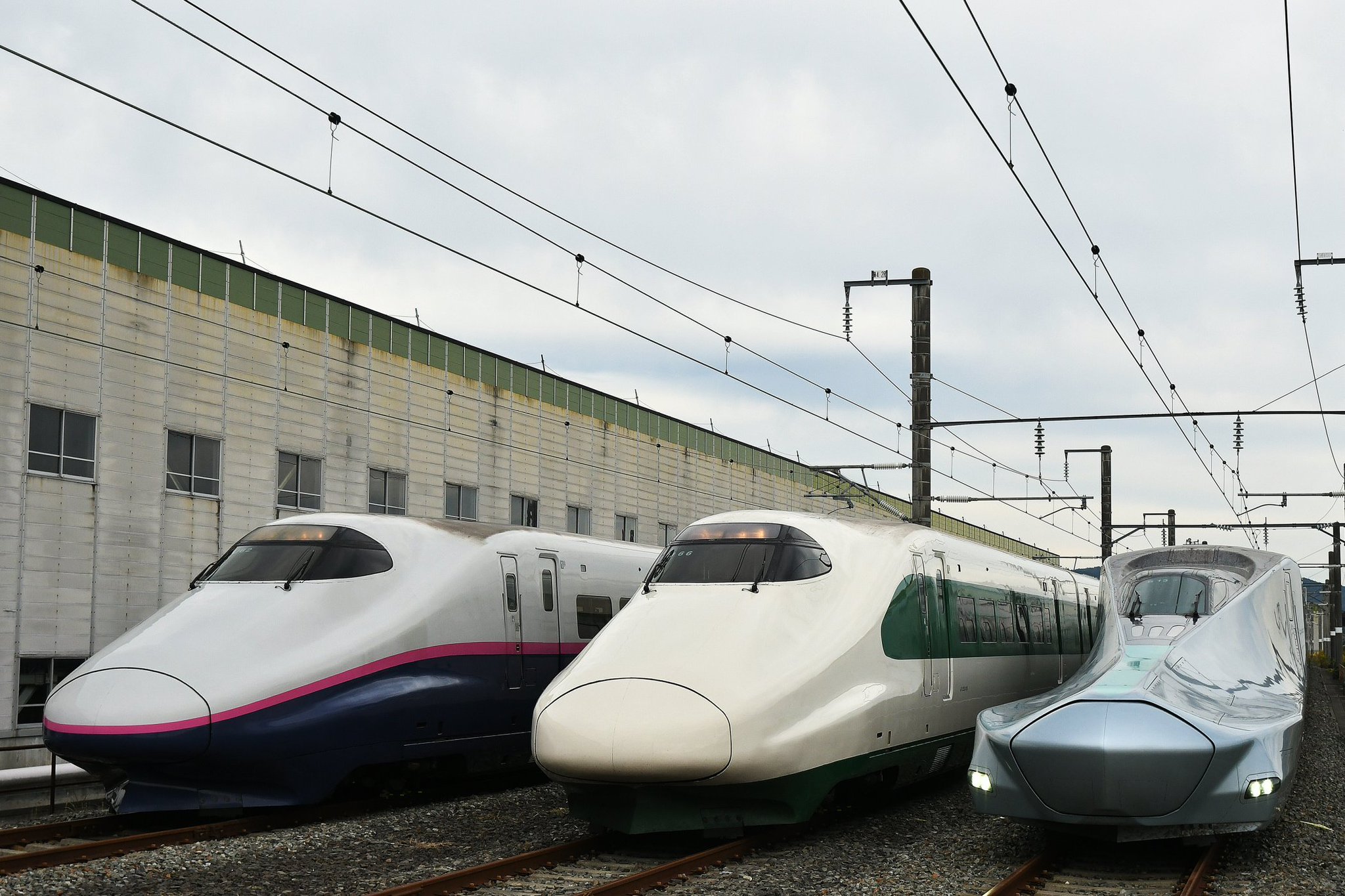 うちだいぶつぱぱ on Twitter: "E2系J66編成 E3系R18編成 E926形East-i E956形ALFA-X 今年は新幹線ネタも撮ってます。 確かEast-iは東北新幹線全線 ...