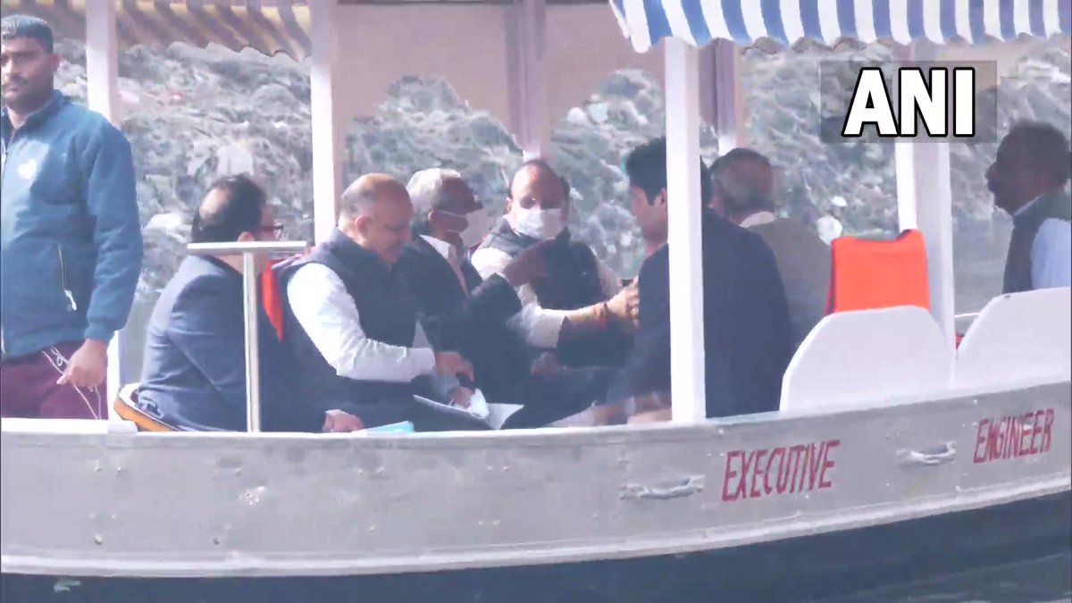 Delhi LG Vinai Kumar Saxena and NGT chairperson Adarsh Kumar Goel visit ...