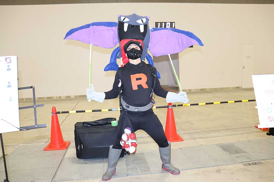 ENCOUNT on Twitter: "【イベント写真📸】 大みそかの「コミックマーケット101」で、ENCOUNT編集部はユニーク過ぎるキャラクターや“ネタコス”のコスプレに遭遇しました🙌 ...