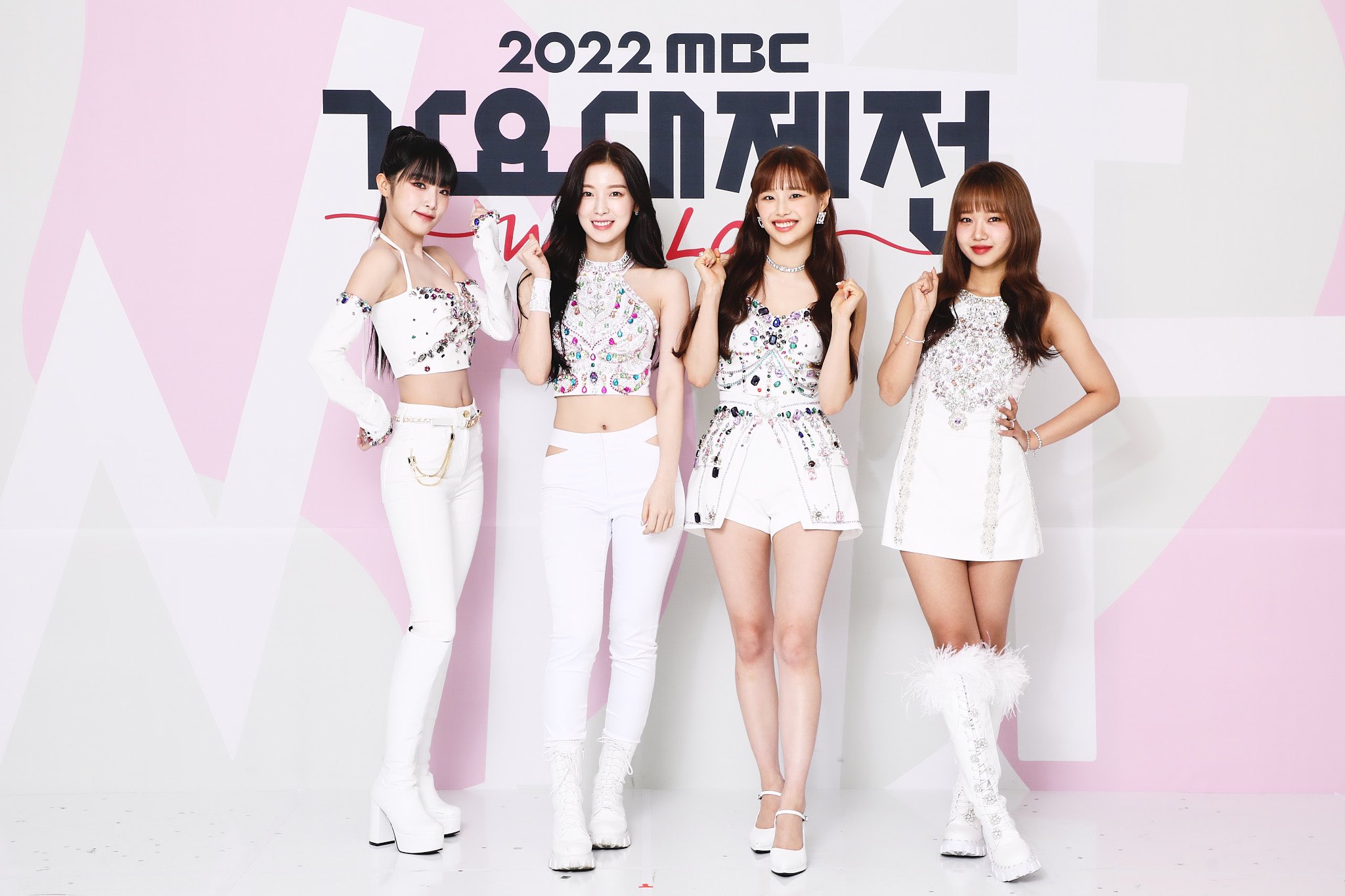 The Seoul Story on Twitter: "[#MBCGayoDaejejeon2022] 📸 YENA X ARIN X CHUU X CHOI YOOJUNG and KIM ...