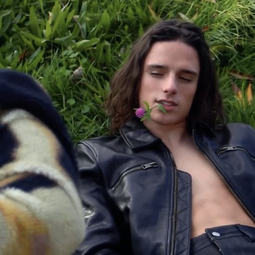 BTS video of Harry Collett’s newest shoot for Taiker magazine 🔥🔥 ...