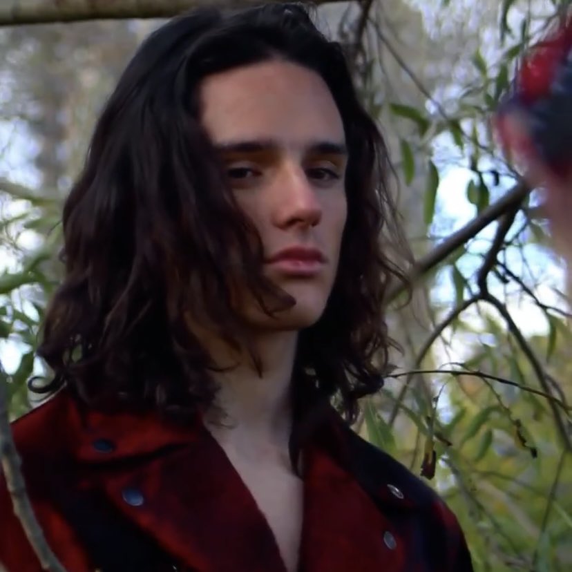 BTS video of Harry Collett’s newest shoot for Taiker magazine 🔥🔥 ...