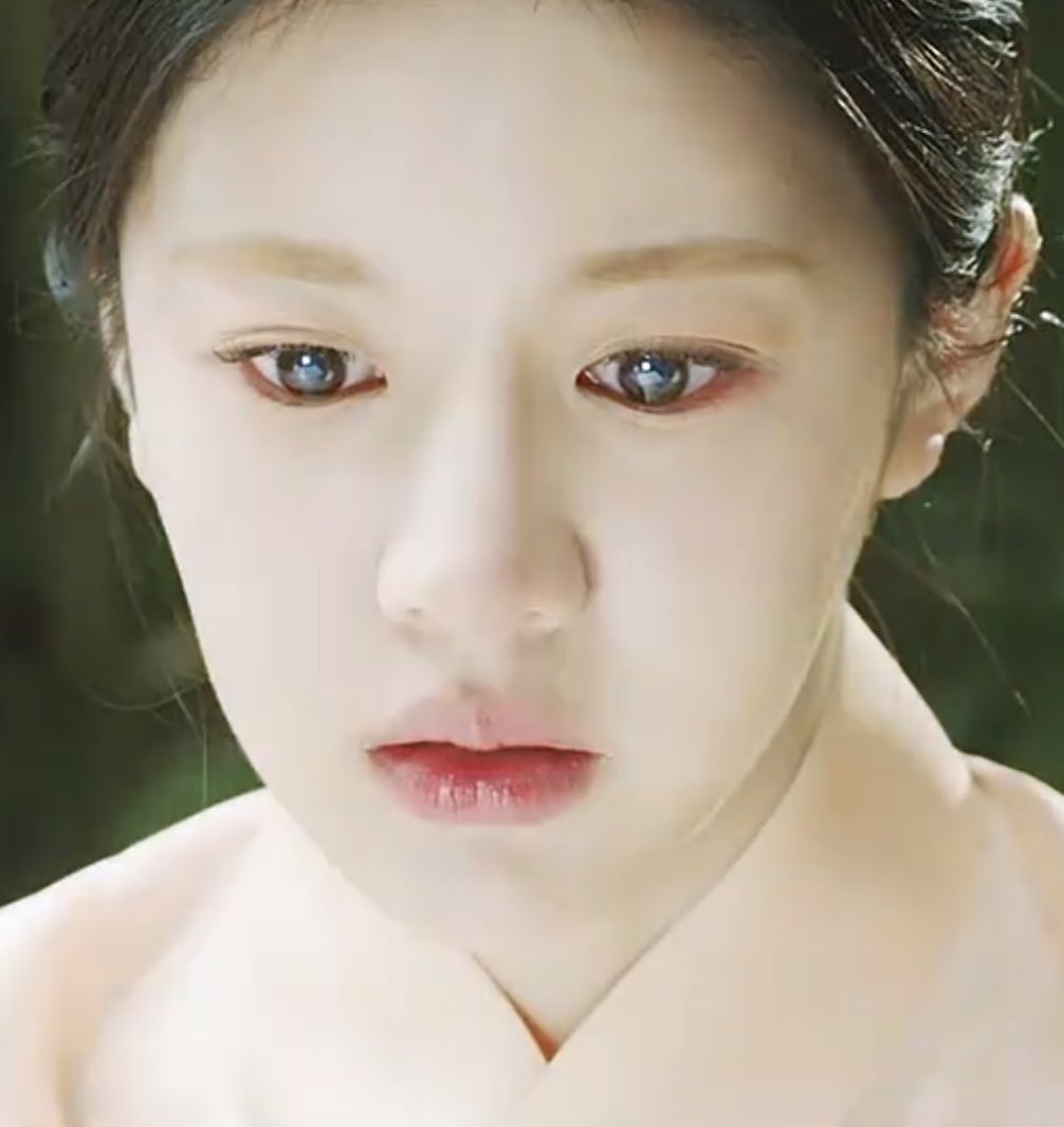 rishi on Twitter: "so these scenes are probably from ep7 and we know that uk in s1 recognised ...