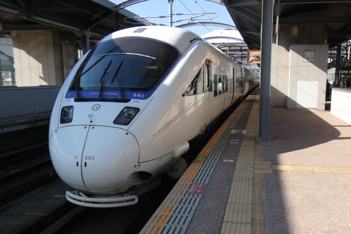Nishi−Kunitachi on Twitter: "#今年乗った特急 記憶に新しい先日の九州上陸時の。 西九州新幹線開業で新たなる活躍をスタートさせた885系白いみどりと787系リレーかもめ。"
