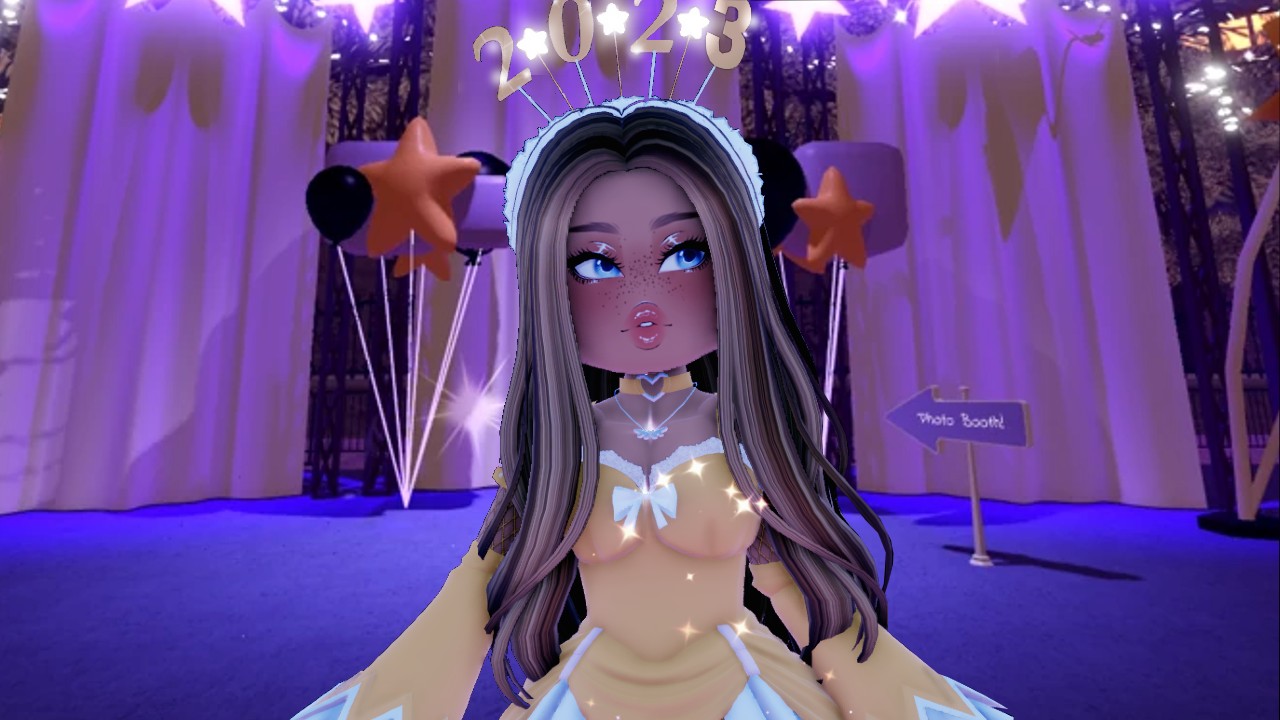 RHNewsAccount (READ BIO‼) on Twitter: "ROYALE HIGH CITY IS OUT NOW IN ...