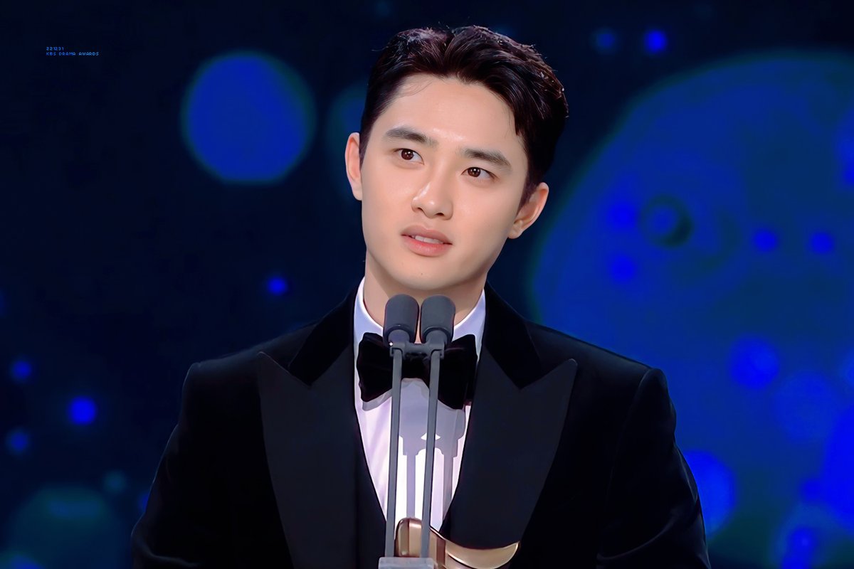 DOH KYUNGSOO INA on Twitter: "RT @melodious_do: cap. KBS 연기대상 #도경수 🔗https://blog.kakaocdn.net/dn ...