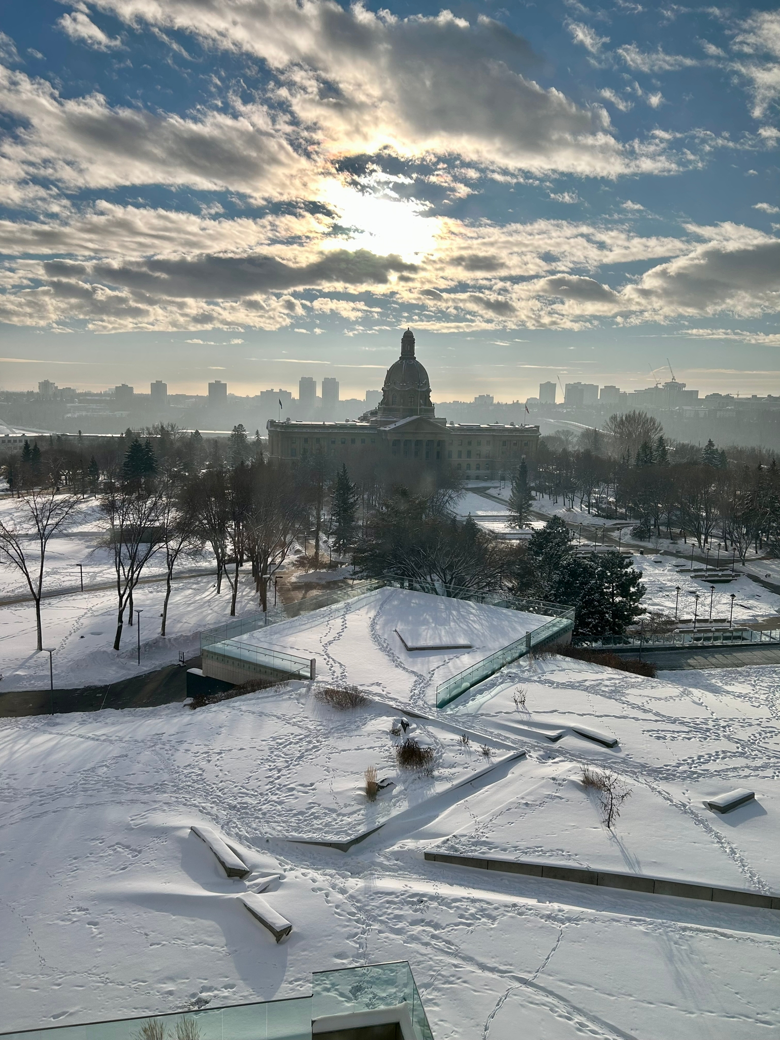 Rachel Notley on Twitter: "Breathtaking photo taken by one of my staff that she said I could ...