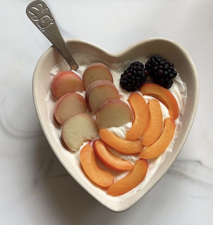 pandora on Twitter: "🍓🥣 food poll for edtwt: yogurt ! ( cals don't count ) ♡ + appreciated!"