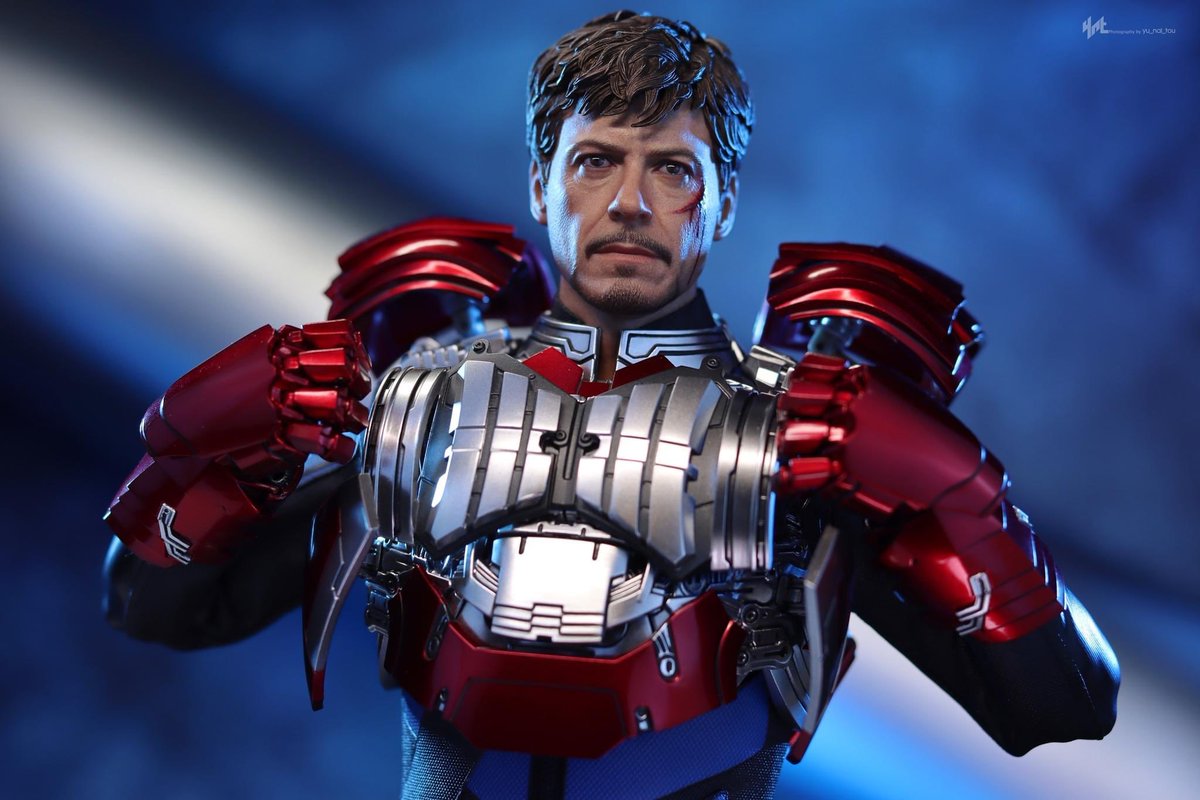 黑貍 on Twitter: "Iron Man 2 - 1/6th scale Tony Stark (Mark V Suit up Version) Collectible Figure ...