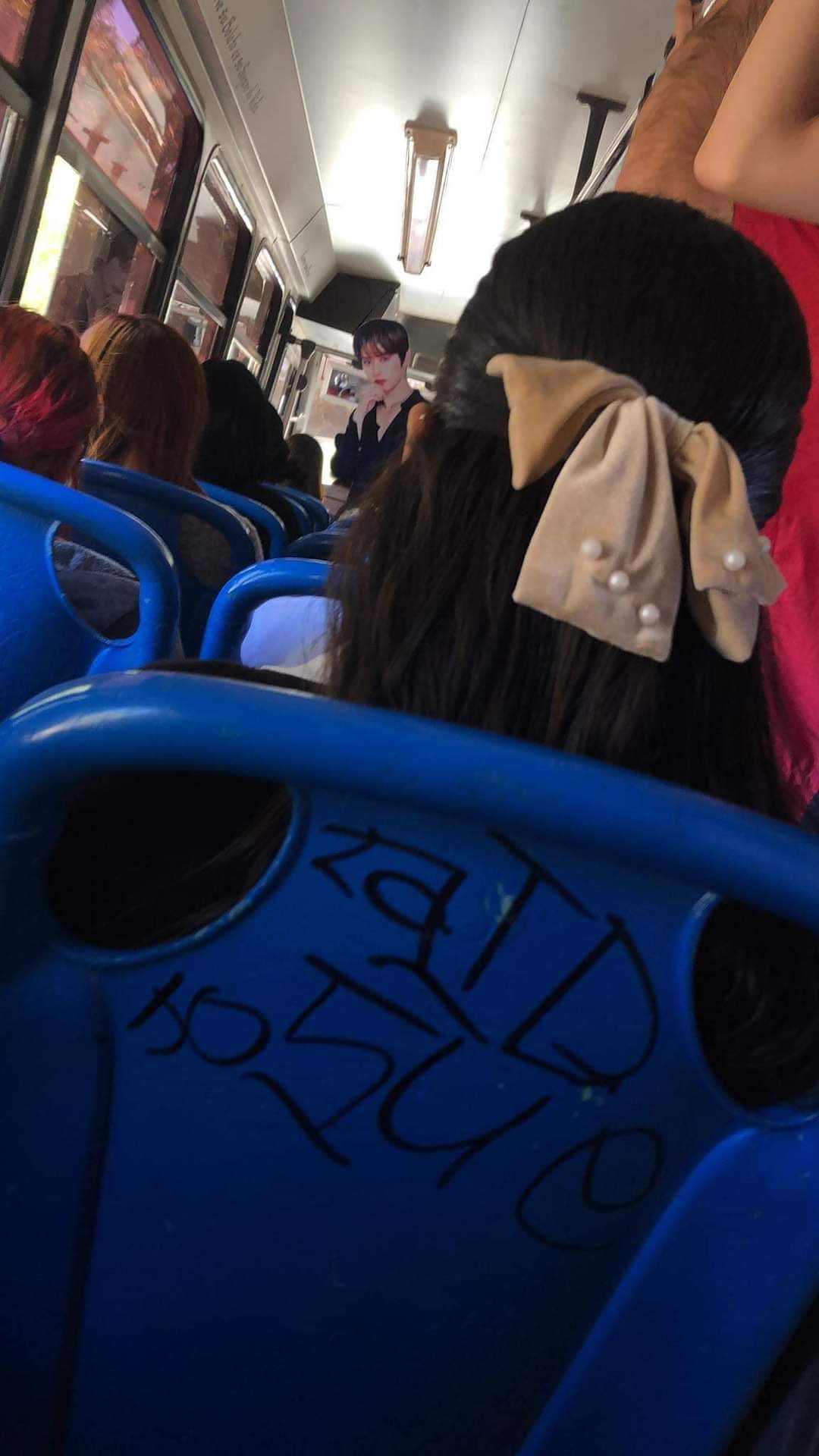 SKZ Info Esp | Fan Acc on Twitter: "Abro hilo de interacciones + cosas random de Stray Kids con ...