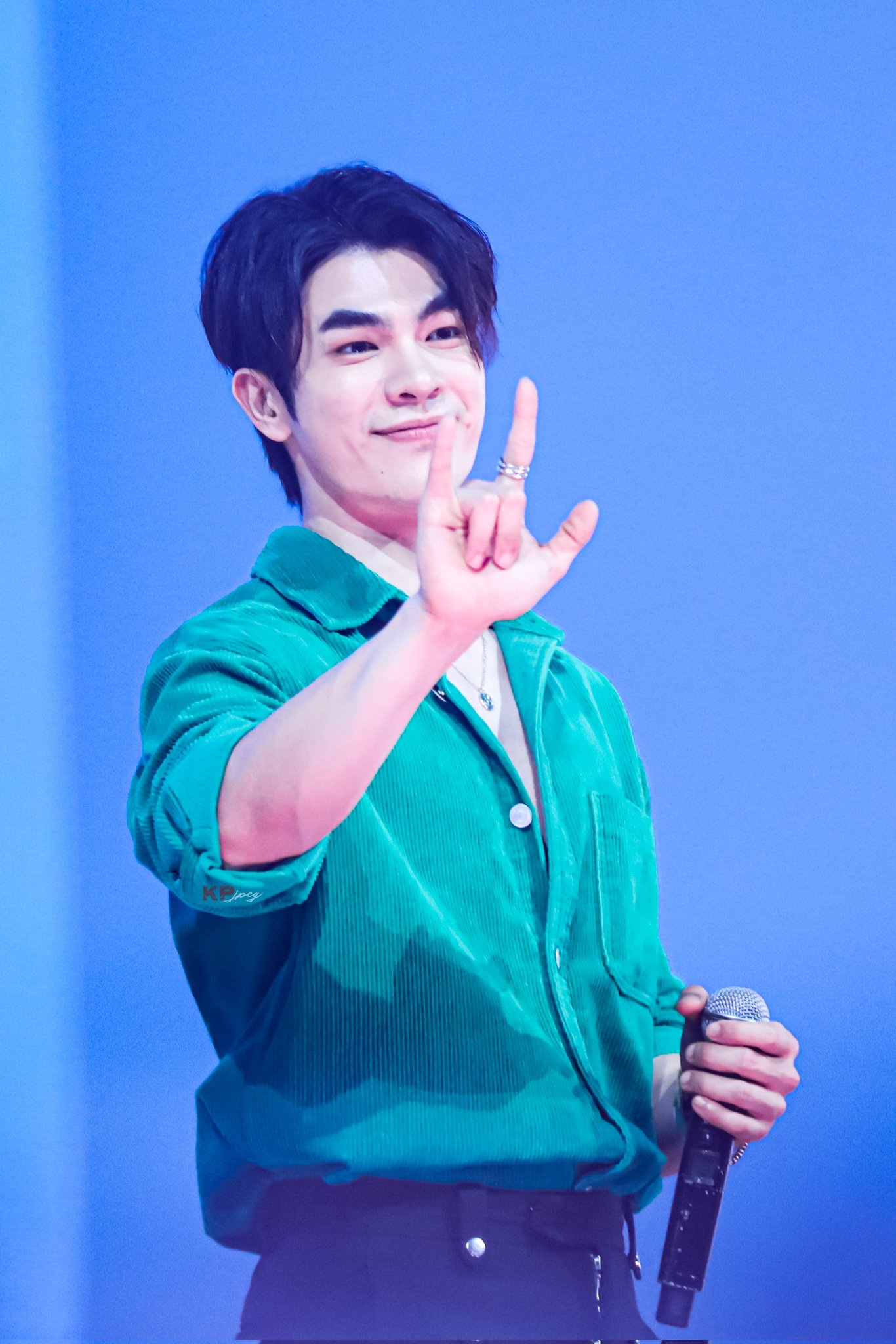 名もない花には名前を付けましょう on Twitter: "RT @KP_jpeg: 221231 - Union Mall #CountdownWithBeOnClound Love U 🤟 ...