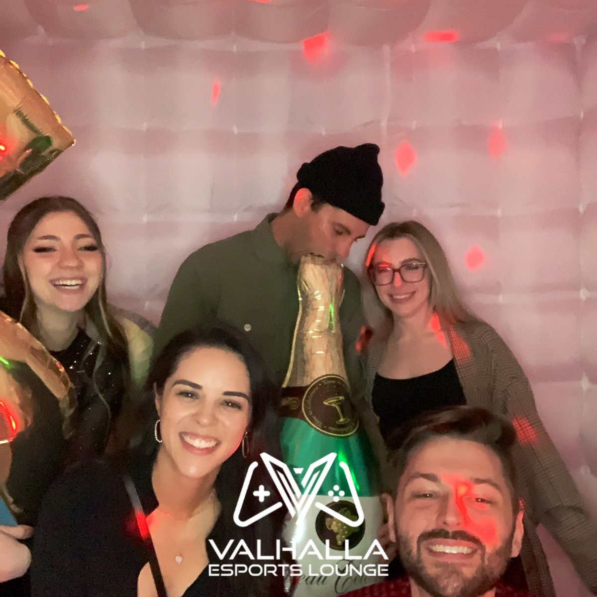 Aims on Twitter: "Happy new years 🥰"