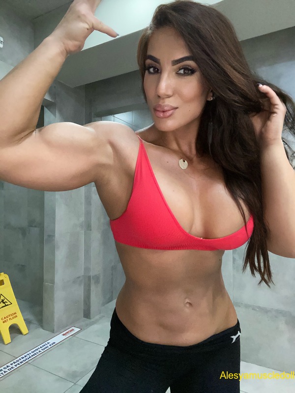 FitPhysique on Twitter: "Elisabeta Ionita"