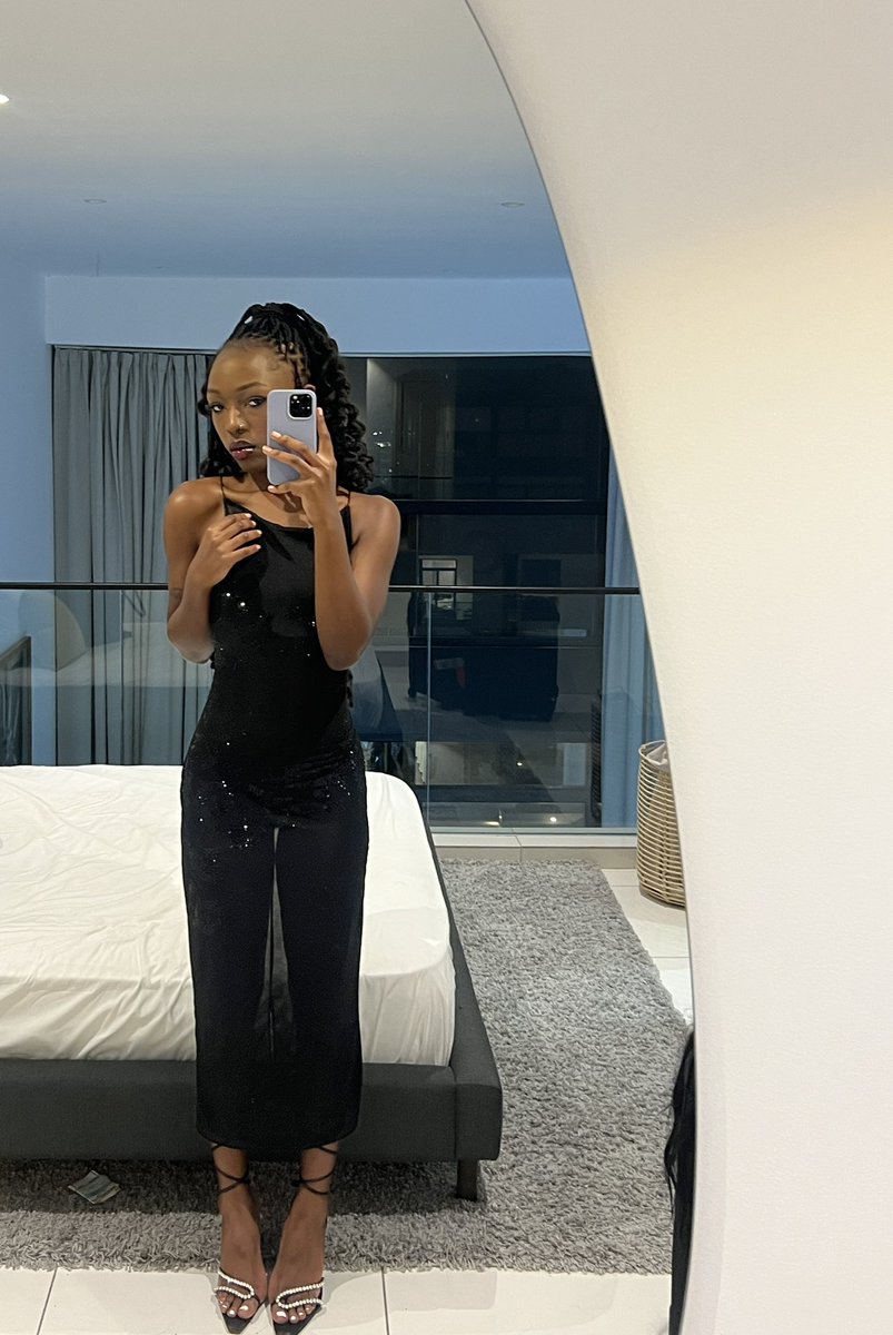 All Kenyan 🇰🇪 on Twitter: "Thigh gap, daaamn😍"