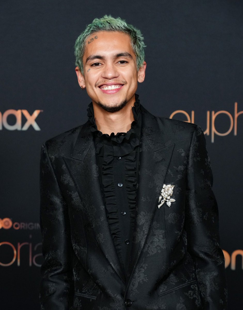 dominic-fike-updates-on-twitter-1-year-ago-today-dominic-fike-attended-the-euphoria-season