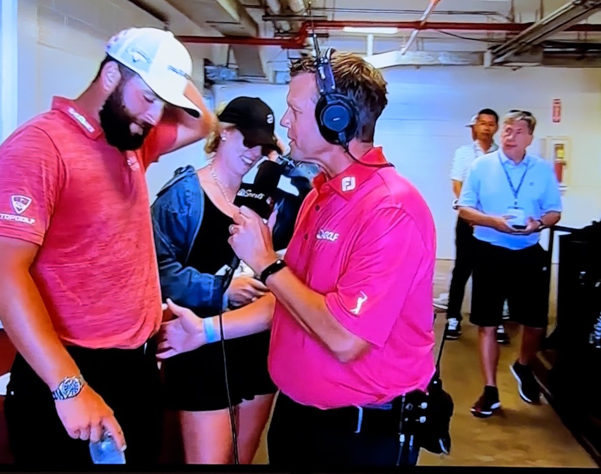 Frankie Borrelli on Twitter: "Really tough handshake situation for Todd Lewis here. Went in ...