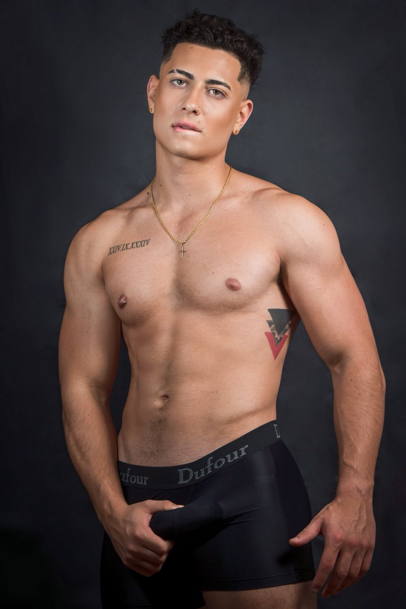 CARTA on Twitter: "RT @onlyrulo: We celebrate 🥳 the first week of the year with a %75 OFF IN MY ...