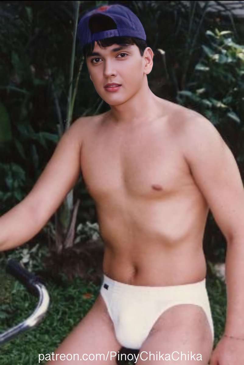 Chika Chika on Twitter: "Rodel Velayo poses in his tighty whities for the promo of his starrer ...
