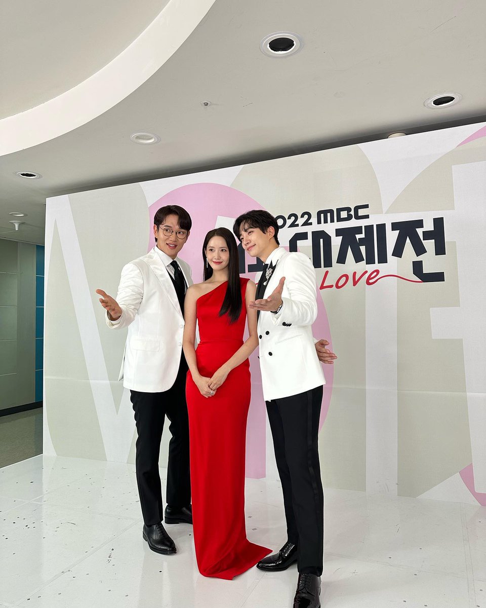 Mystarmyangel On Twitter 230102 Another Photo Of Yoona X Junho X Jang