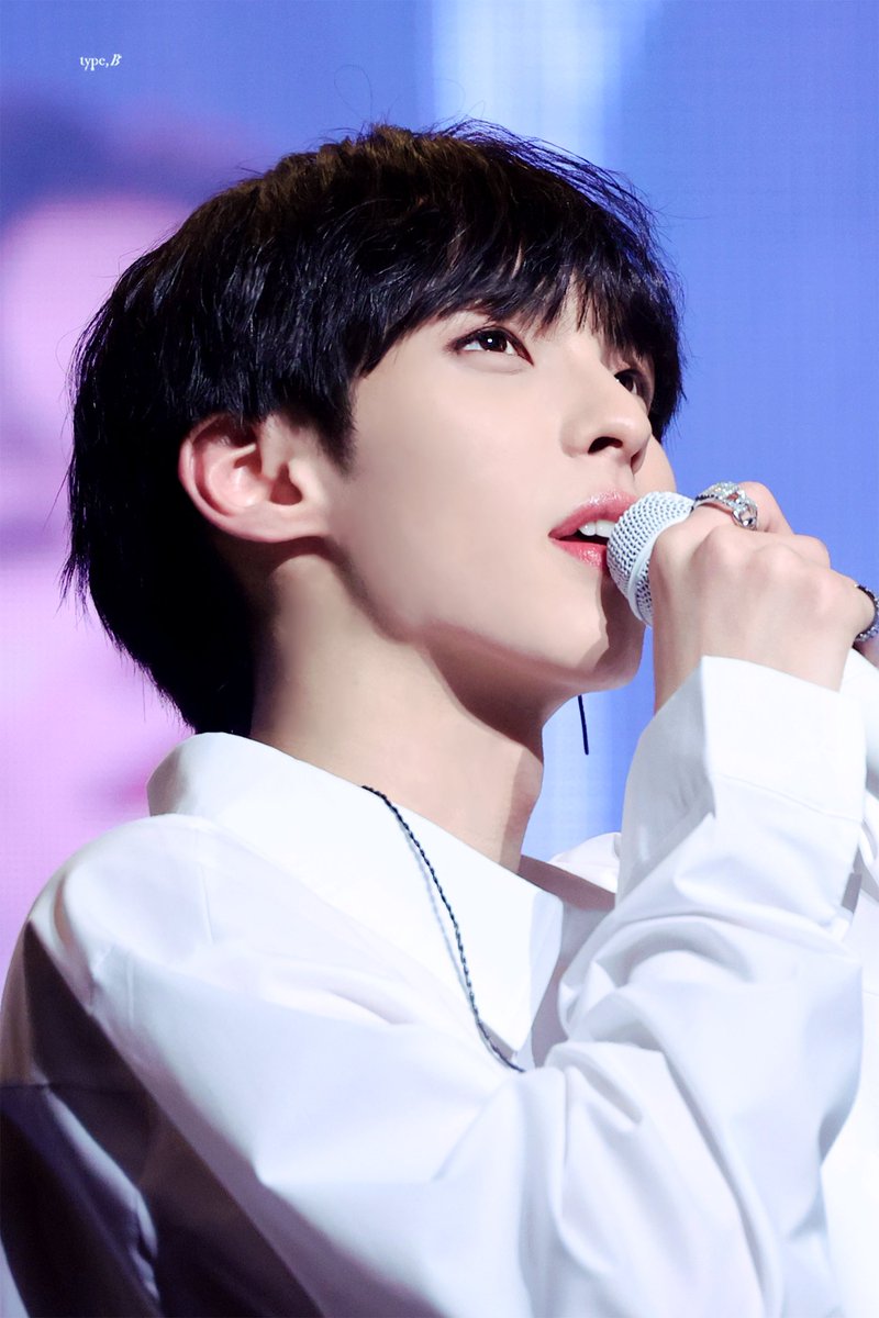 Miaaa 💙🦖 on Twitter: "RT @type_0305: 221230 1004 눈에 별이 있ㅇㅓ #BX #병곤 #CIX #이병곤 #BYOUNGGON"